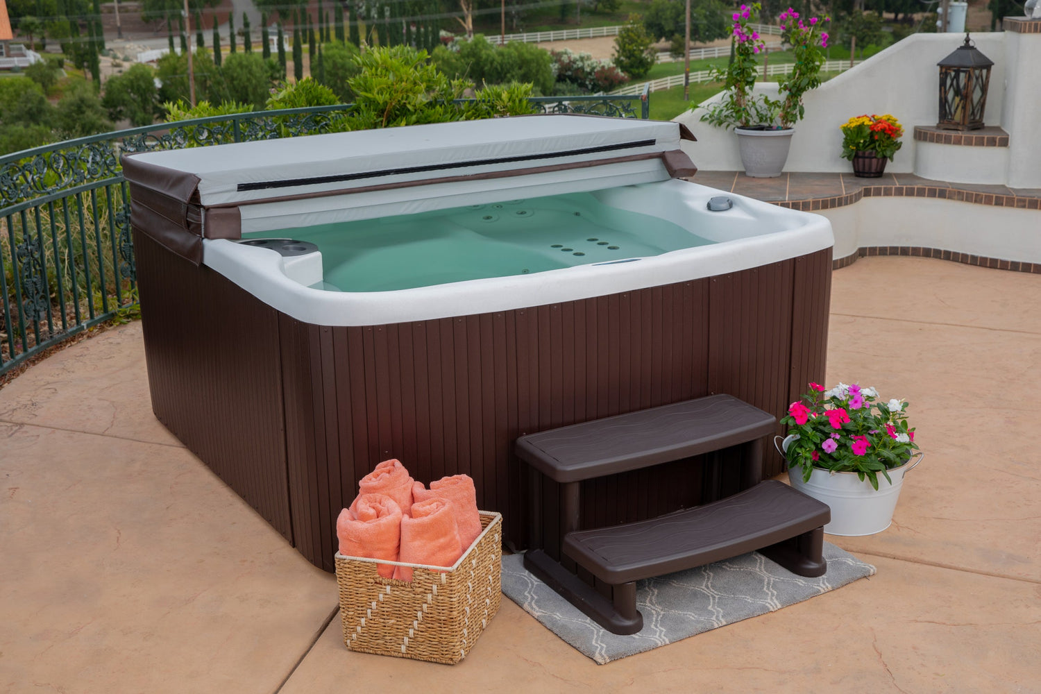 Energy Saving Tips for Your Aquaterra Spa – Lifesmart Spas
